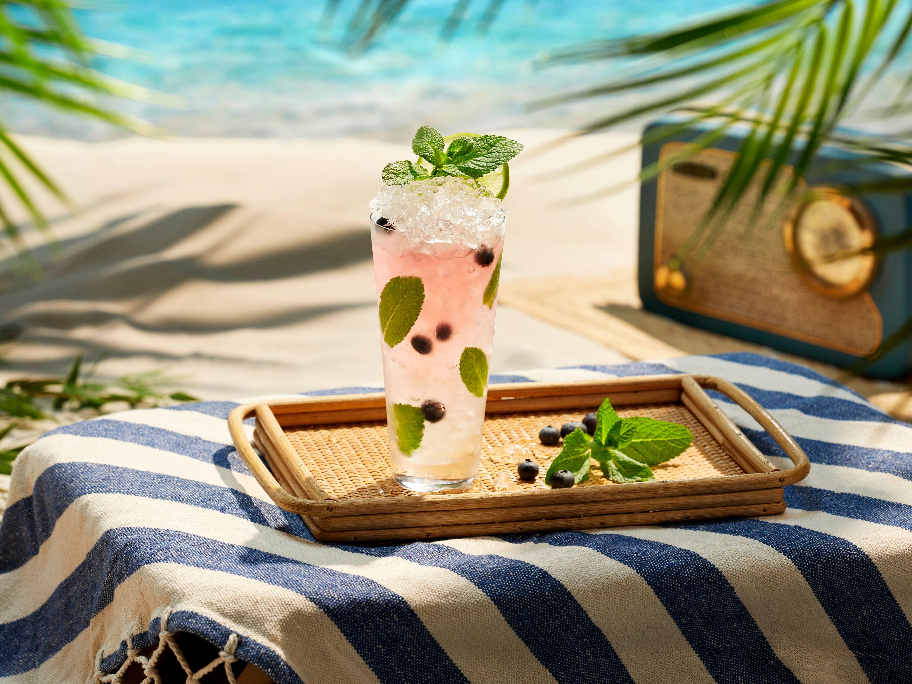 Blueberry Lime Mojito Cocktail Recipe | Mojito Variations | BACARDÍ US