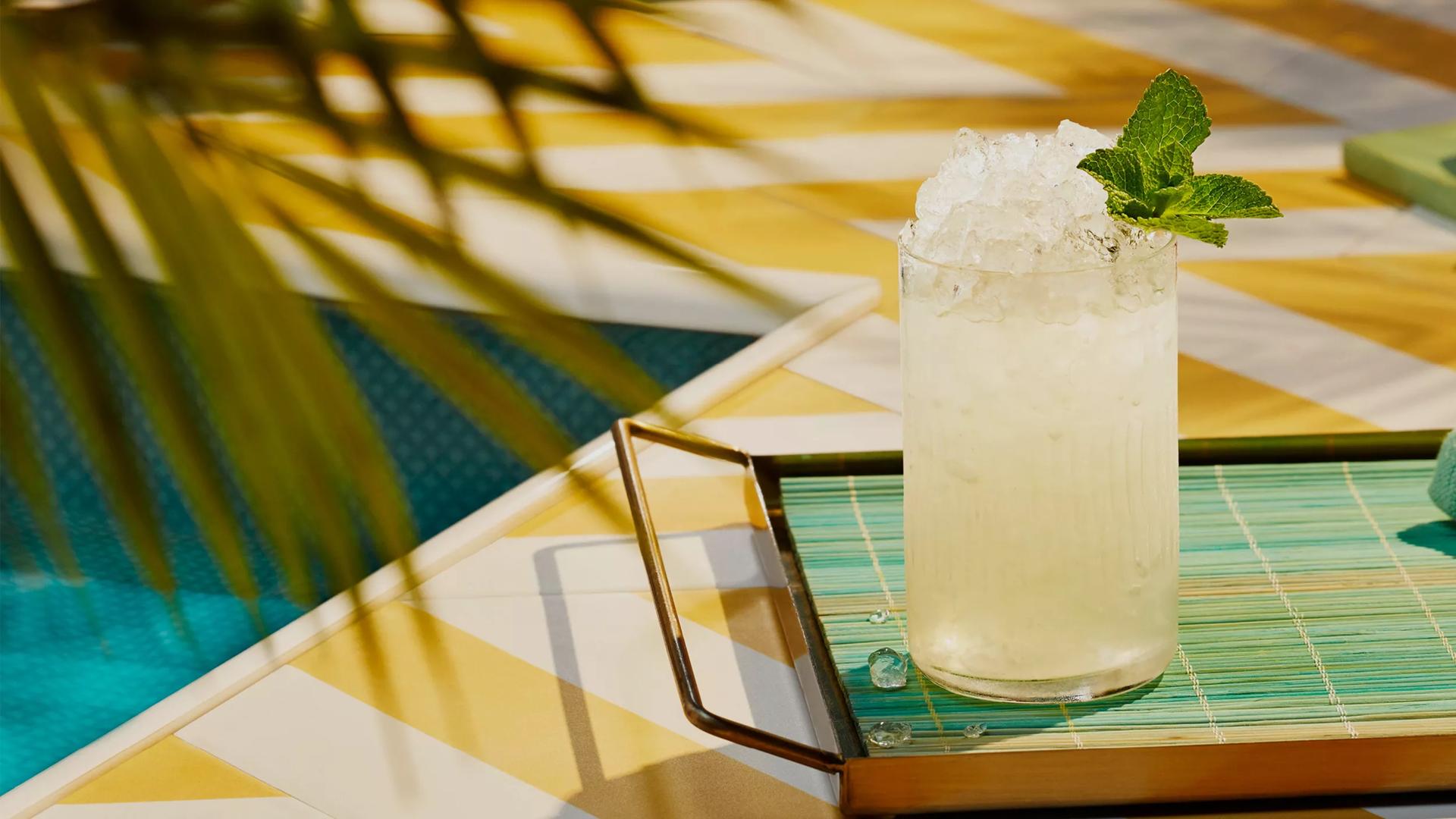 Rum Swizzle Cocktail Recipe | Rum Swizzle Ingredients | BACARDÍ US