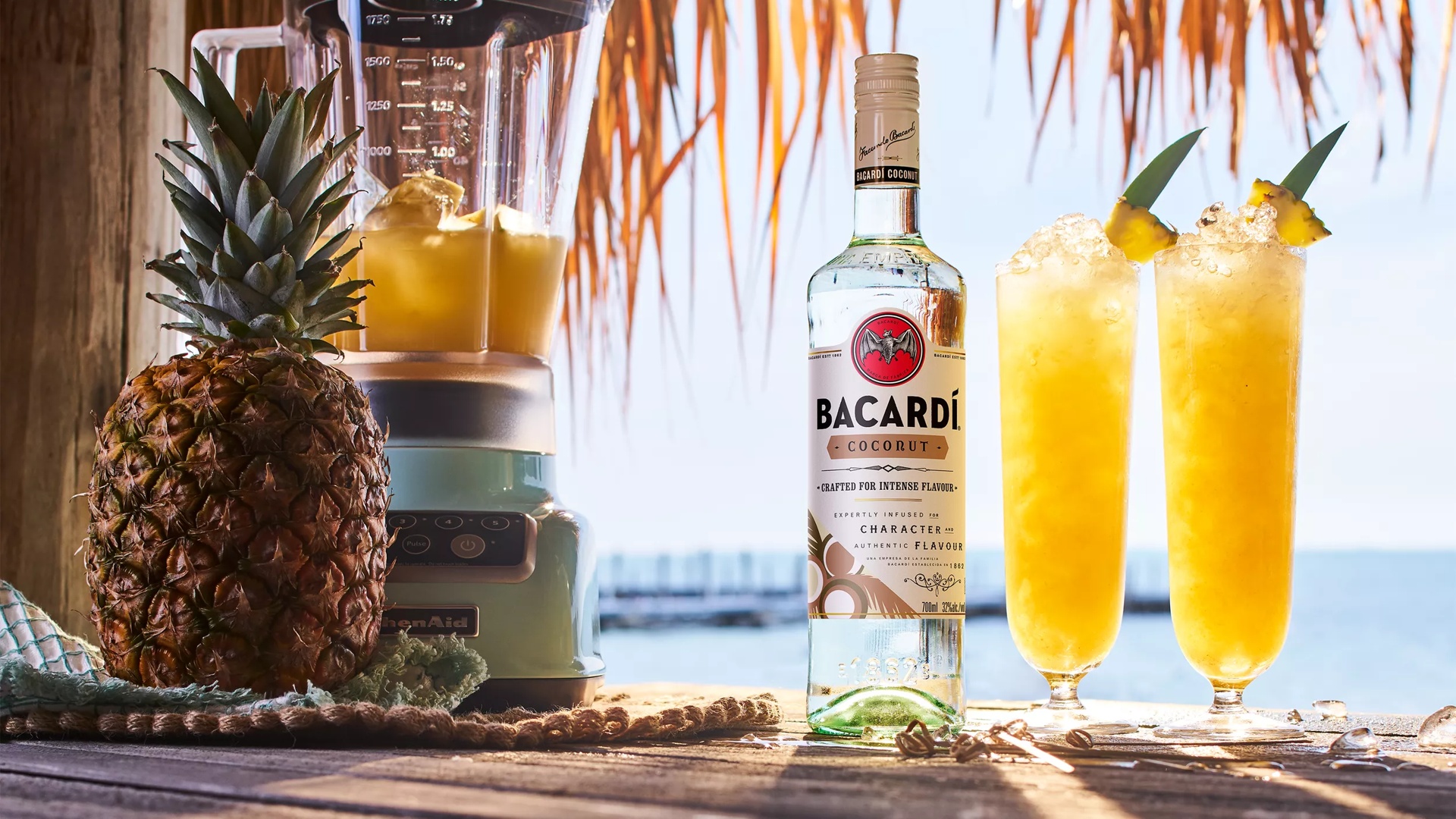 Recette du cocktail Coco Colada Spritz | Cocktail Rhum | BACARDÍ BE (FR)